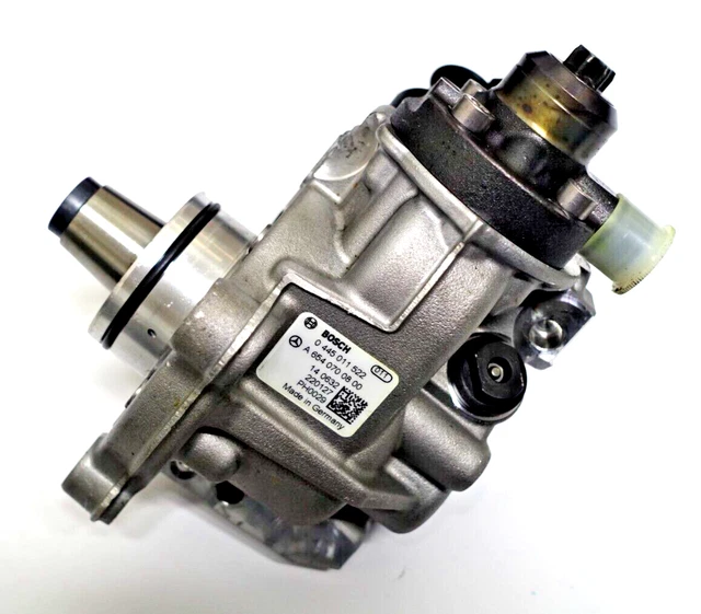 HIGH PRESSURE PUMP fuel pump original Mercedes OM654 W177 W213 ...