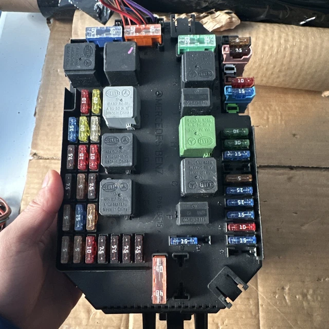 MERCEDES W221 FUSE Box Control Unit SAM Module Relay A2219067200 Full ...