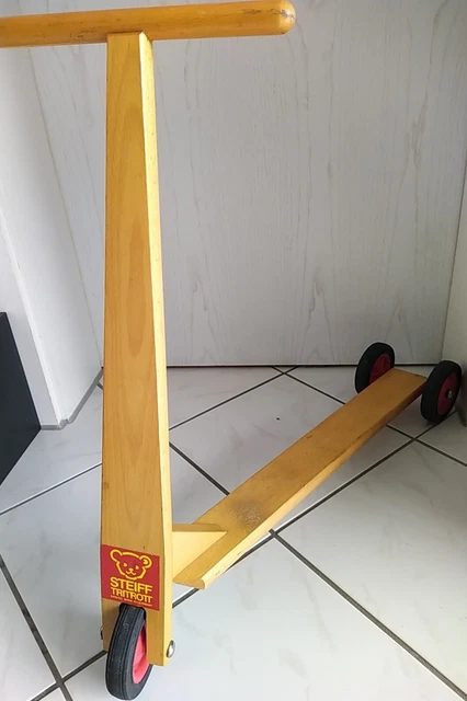 ALTER HOLZ ROLLER von Steiff - Tritrott - 3 Räder EUR 3,00 - PicClick DE