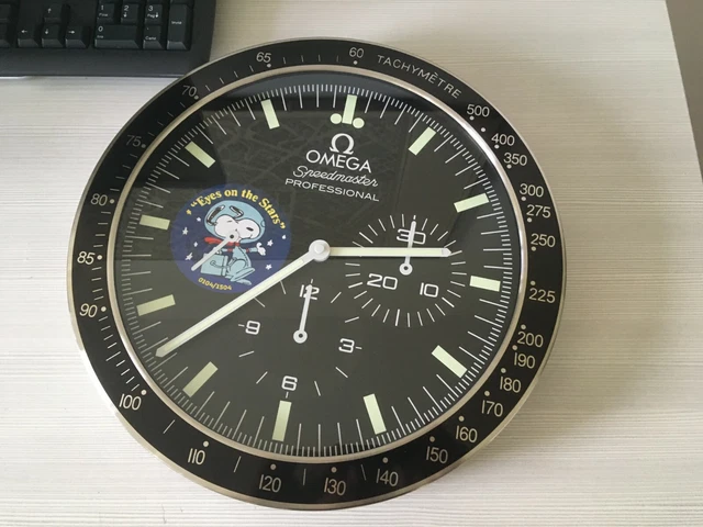 OMEGA SPEEDMASTER WALL Clock Limited Edition "Snoopy" Eyes On The Stars ...