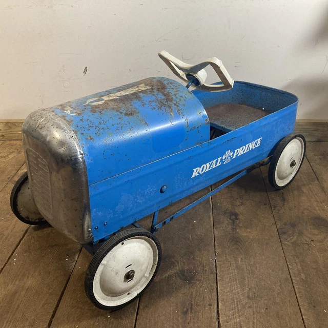 VINTAGE TRIANG ROYAL Prince Pedal Car Fantastic Original Condition £349 ...