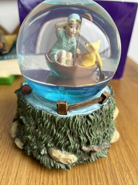 DISNEY WINNIE THE Pooh And Christopher Robin Musical Snow Globe £19.99 ...