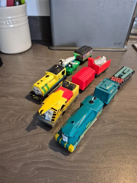 THOMAS TRACKMASTER TRAIN Bundle Shane Raul And Kevin Vgc £49.99 ...