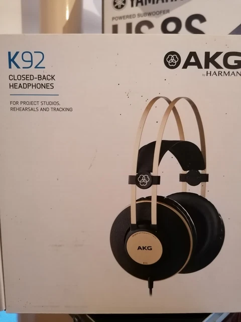 AKG K92 OHRUMSCHLIESSENDE Kopfhörer - Gold/Matt Schwarz, Kabelgebunden ...