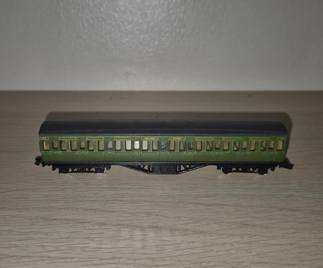 GRAHAM FARISH N Gauge Southern Rail Green 57ft Mainline Coach £14.99 ...