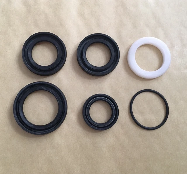 RENAULT CLIO 2 Ii 172 182 Power Steering Rack Repair Kit Rubber Seals £ ...