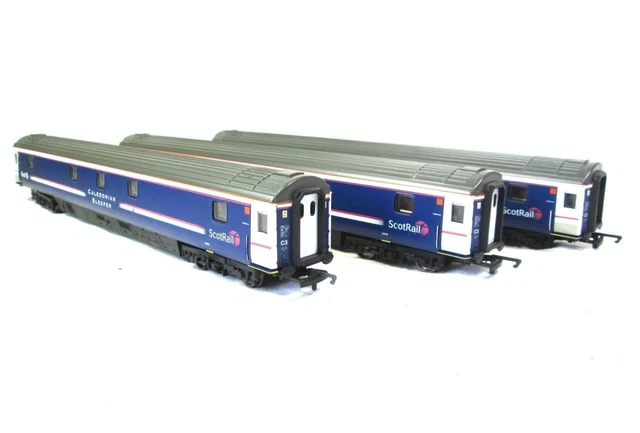 RAKE OF 3 x HORNBY Mk3 First ScotRail Caledonian Sleepers - OO Gauge £ ...