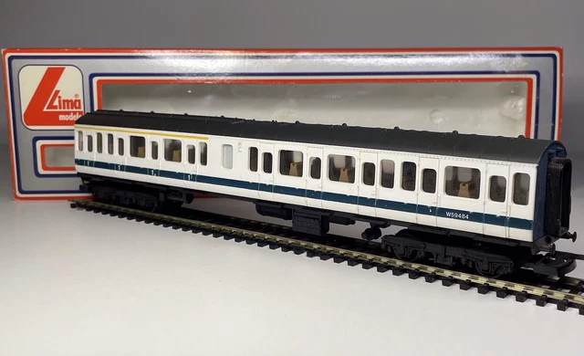 LIMA 205153 BR Class 117 DMU Centre Car Blue & White W59484 - OO Gauge ...