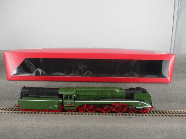 ROCO H0 63201 Dampflok Stromlinienlok der DR BR 18 201 Digital DCC in ...