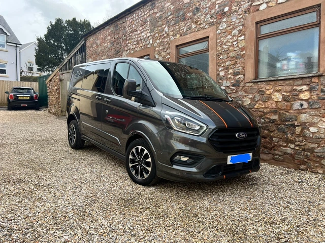 FORD TRANSIT CUSTOM sport Crew cab 185ps automatic £29,450.00 - PicClick UK