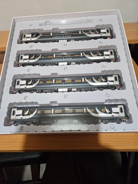 ACCURASCALE CALEDONIAN SLEEPER CAF MK5 Coach Set Lowlander Pack 3 ...