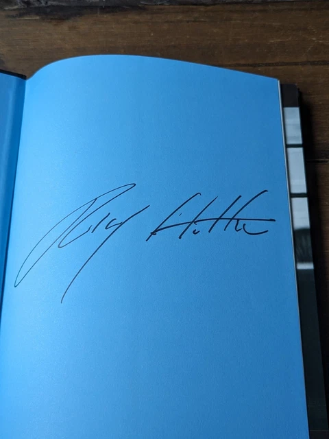 SIGNED. RICKY HATTON BOOK. THE REAL HITMAN. WORLD CHAMPION. New. Ex ...