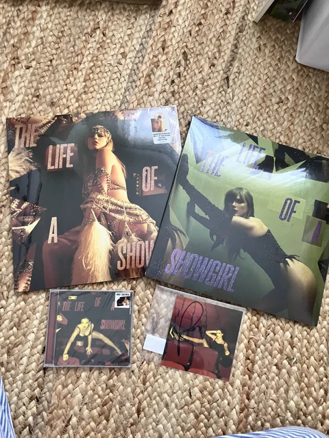 TAYLOR SWIFT THE Life of a Showgirl Signed Vinyl/ CD Bundle - New ...