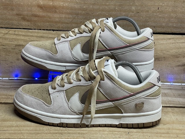 NIKE DUNK LOW SE 85 Double Swoosh Tan marron rose blanc DO9457-100 ...