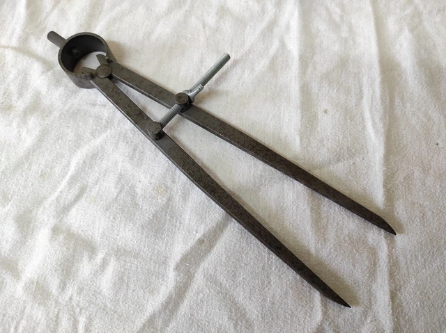 ANCIEN COMPAS EN acier, hauteur 22,5 cm - Outil d’atelier EUR 20,00 ...