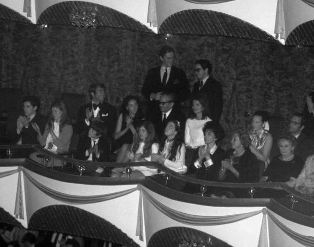 JACQUELINE KENNEDY ONASSIS Roberto Arias John F Kennedy Jr 1970 OLD ...