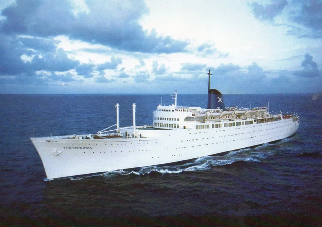 CHANDRIS CRUISES THE VICTORIA official Chandris Fantasy EUR 7,99 ...