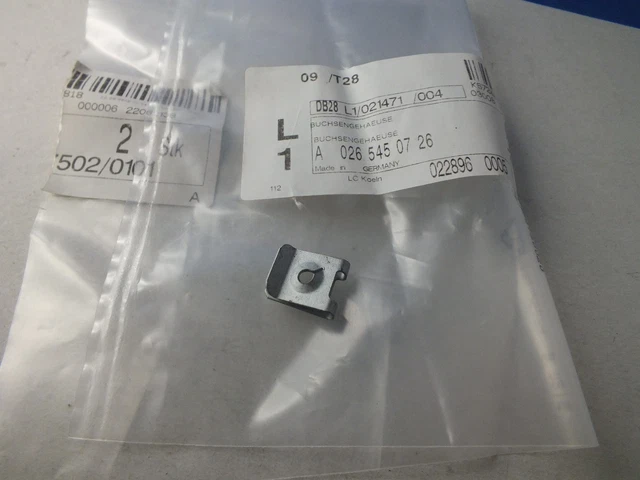 ORIGINAL MERCEDES BUCHSENGEHAEUSE Befestigung Blech Gehäuse A0265450726 ...