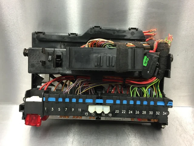 2003 BMW 3 Series E46 Compact Fuse Box Mr20030120 90105988 £39.95 ...