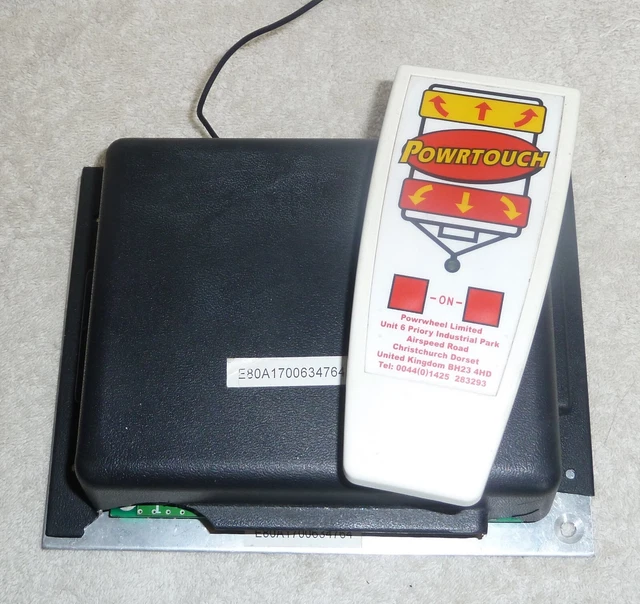 POWRTOUCH CLASSIC 3/1 E-Spec Caravan Mover SINGLE AXLE Control Box ...