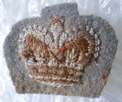 BRITISH ARMY OFFICER'S Insignia Crown Patch Cloth Badge Queen Crown ...