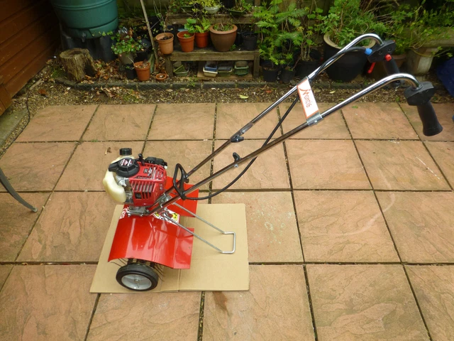 MANTIS CLASSIC 4-STROKE Tiller with Dethatcher Attachment, Honda GX25 ...