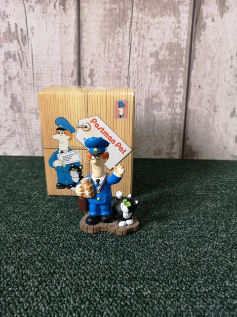 VINTAGE POSTMAN PAT With Jess The Cat Figure Woodland Animations 1999 £ ...