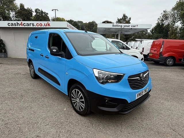 2020 VAUXHALL COMBO 2300 1.5 Turbo D 100ps H1 Edition Van PANEL VAN ...