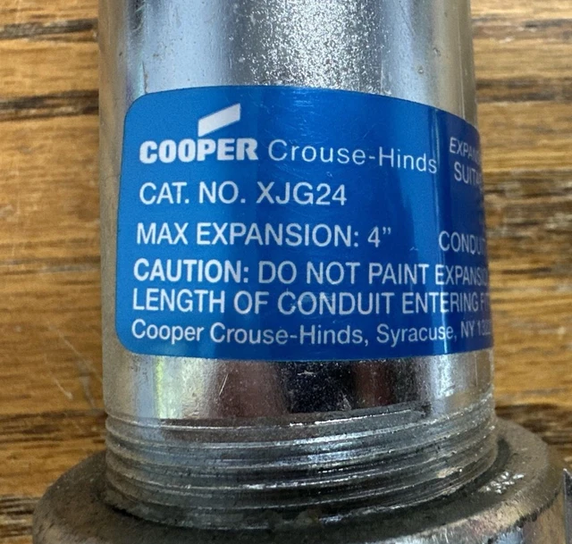 COOPER CROUSE-HINDS XJG24 Emt 3/4" Conduit Expansion Fitting 4" **New ...
