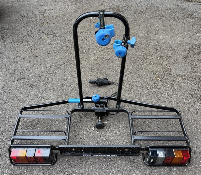 THULE EURO-CLASSIC 989 Tow bar Tow ball 2 Bike rack with lights £38.00 ...