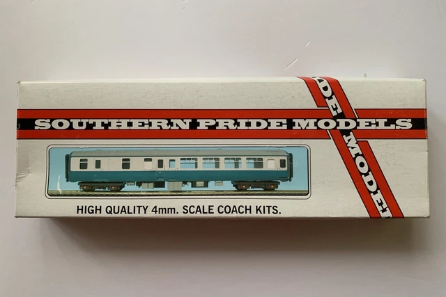 SOUTHERN PRIDE MODELS MK 2c BSO Coach OO Gauge Model Kit Kit Boxed £26. ...