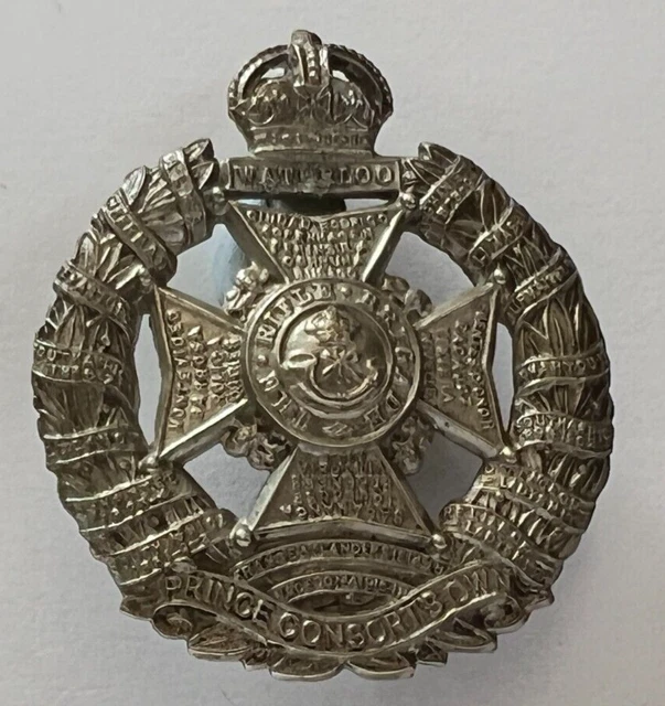 WW1 WWI THE rifle brigade Cap Badge 49 x 42 mm slight damage under ...