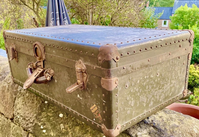 ANTIQUE VINTAGE METAL Army Travel Large trunk chest Rivetted World War ...