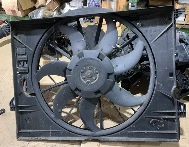 MERCEDES BENZ W211 E 270 CD Blower Motor Engine Cooling A 2115000693 £ ...