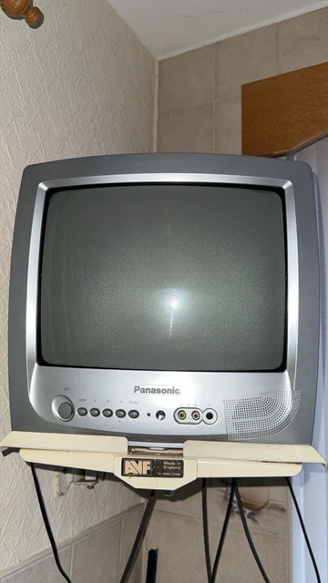14 INCH PANASONIC CRT Retro Gaming TV Monitor 50Hz Composite Input TX ...