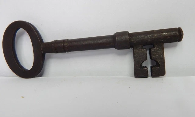 19TH C VICTORIAN 5 inch bridge Ward Lock Key flat Bow genuine x7 £17.87 ...