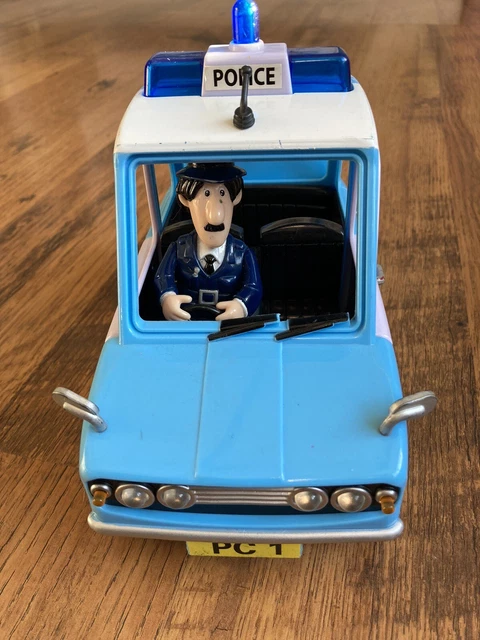 POSTMAN PAT TOYS Large Friction Powered Police Car & PC Selby Figure £9 ...
