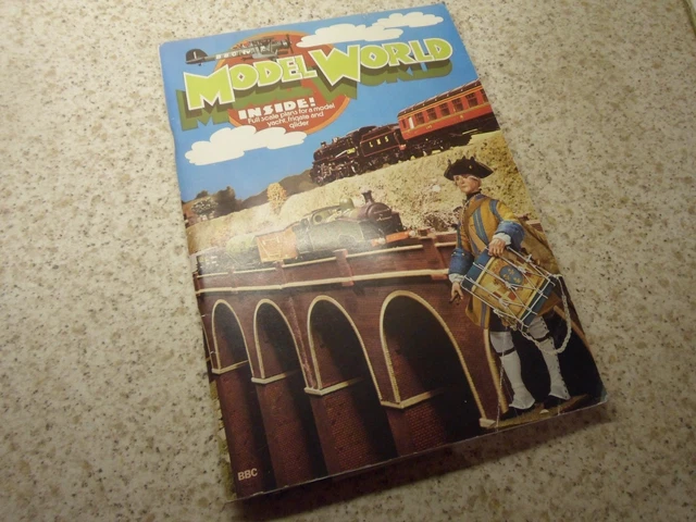 MODEL WORLD BOOK / Magazine BBC 1975 Vintage RARE ft. Yacht, Ship ...