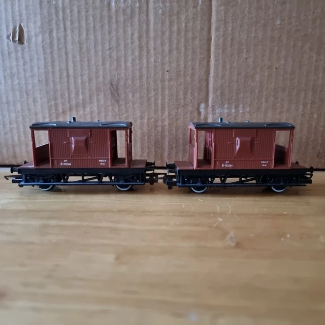HORNBY 00 GAUGE - R109 - Thomas the Tank Engine - Brake Vans x2 B952564 ...
