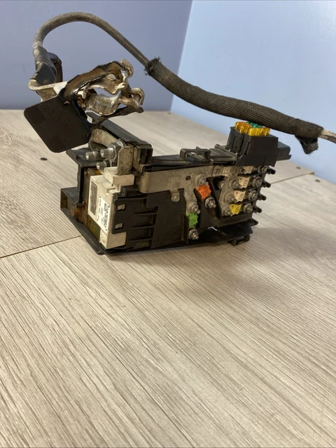 CITROEN PEUGEOT Battery Fuse Box Voltage Regulator Module 28236841 ...