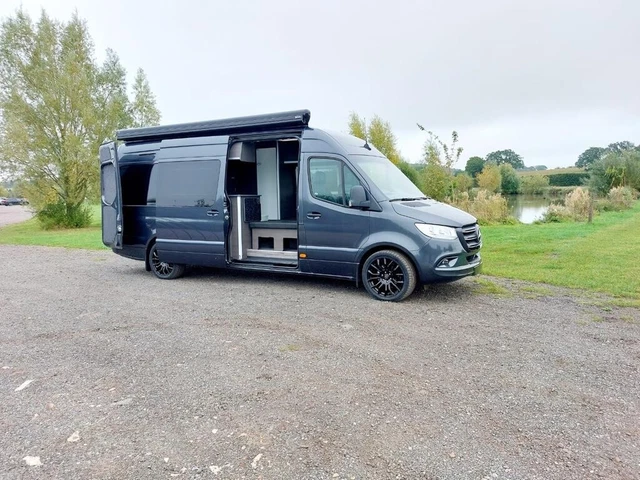MERCEDES SPRINTER / VW / MAN CONVERSION ONLY Motocross, Race Van ...