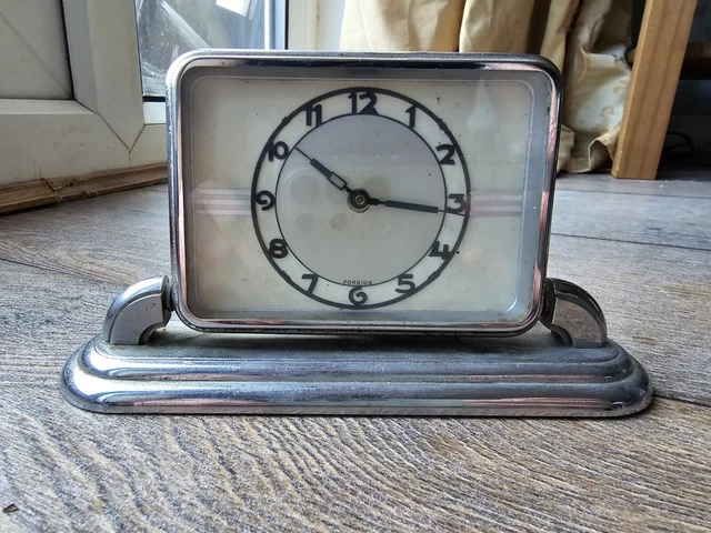 ORIGINAL 1930S ART Deco Chrome Streamlined Bedside Clock Odeon Style £5 ...