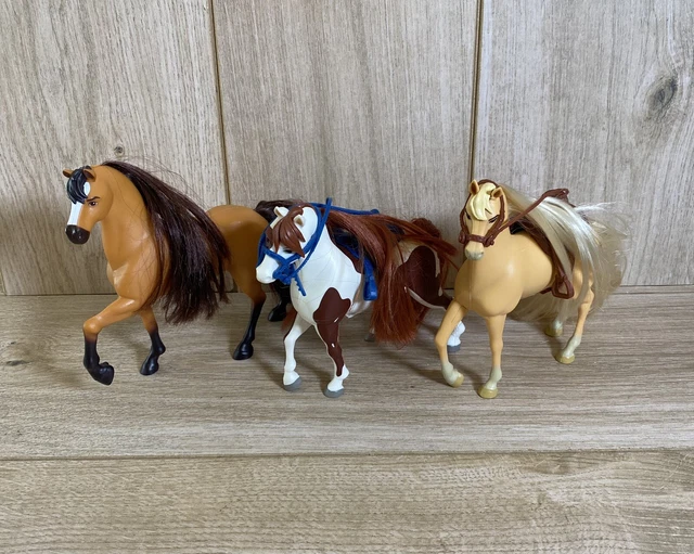 SPIRIT RIDING FREE: Chica Linda, Boomerang & Spirit 6" Horse Figure ...