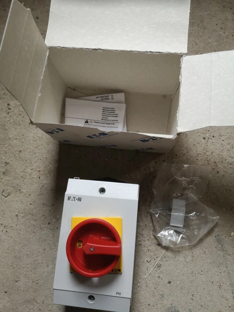 EATON IP65 MAIN Switch Type P1-32/I2H/SVB BRAND NEW UK £30.00 - PicClick UK