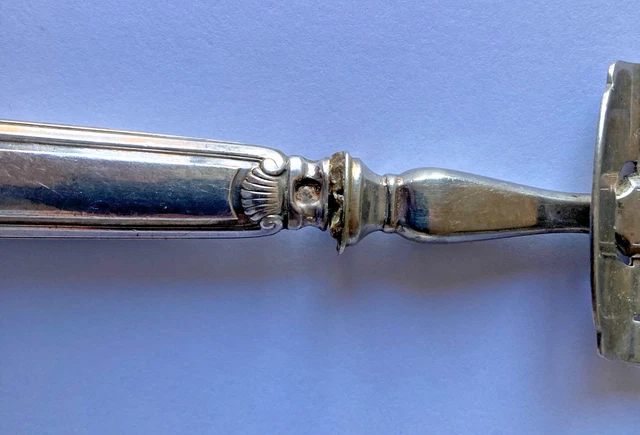 ARGENTERIE SERVICE À Mignardise modèle Louis XIV filet coquille deux ...