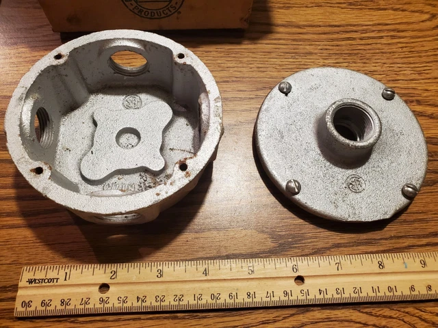 NOS APPLETON ELECTRIC Products Conduit Round Outlet Body heavy thick. 1 ...