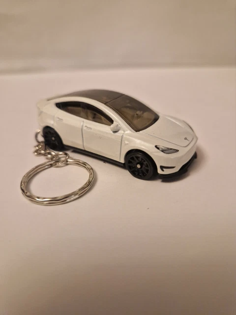 UPCYCLED HOT WHEELS Keyring/keychain/decoration Tesla Model Y in White ...