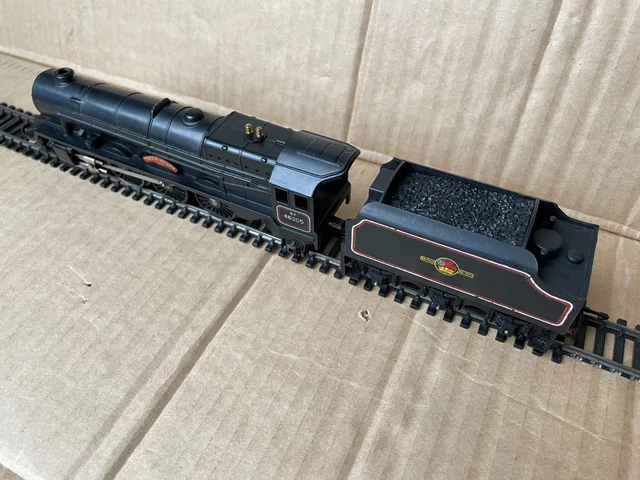 TRI-ANG (HORNBY) BR Black Princess Victoria. 46205. R050 + R030? No box ...