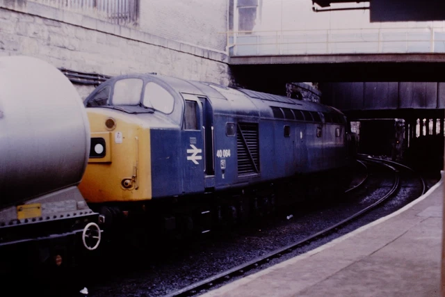 BRITISH RAIL BR Scottish Diesel Electric Loco 40064 Railway Slide 1537 ...