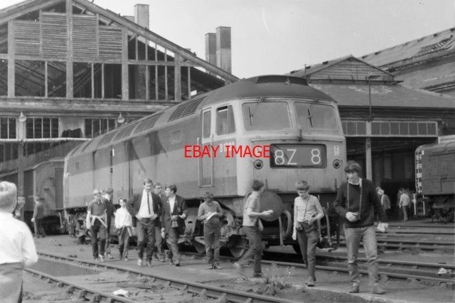 PHOTO DIESEL Loco D1902 Swindon 1960'S £1.85 - PicClick UK